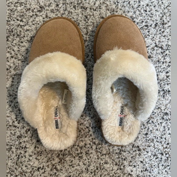 Shoes | Minnietonka Slippers | Poshmark